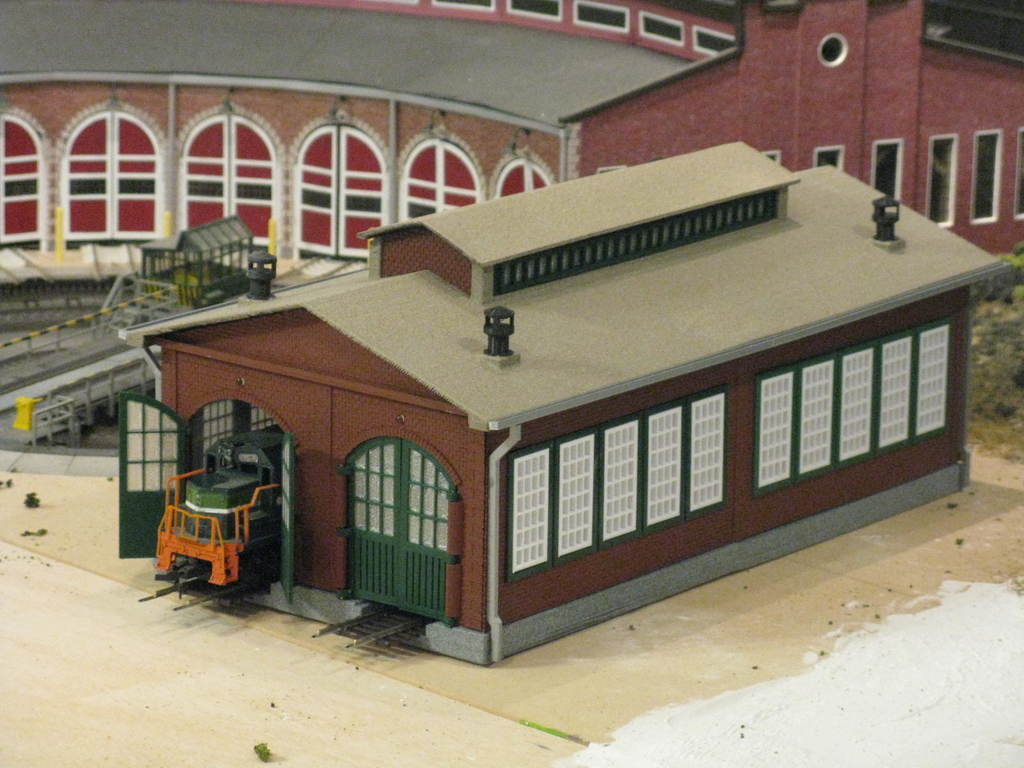 Free STL file NEW HO Scale Two Stall Engine House・3D printable model to ...