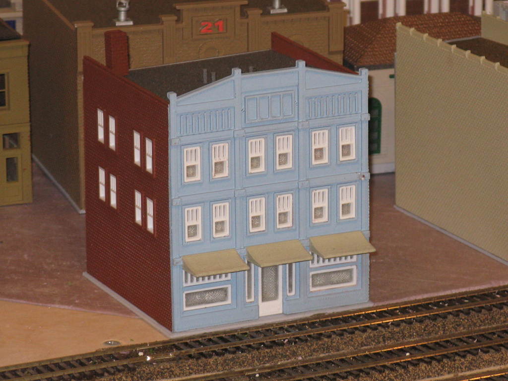 Free STL file HO Scale Main Street Three 🏛️・3D printer model to ...