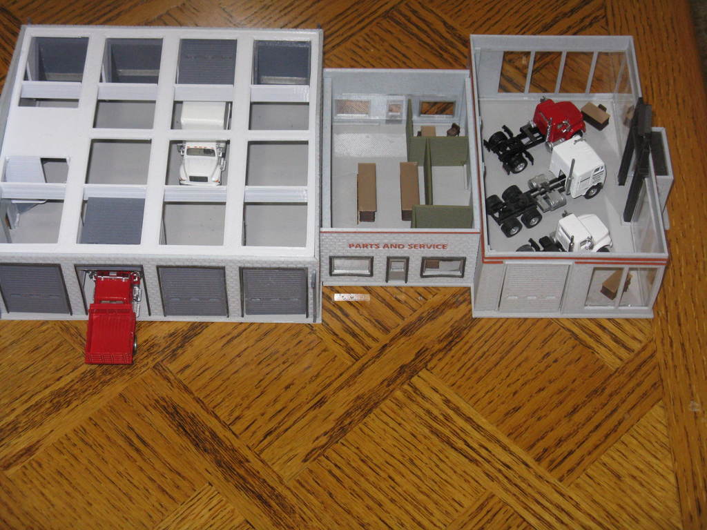 Free STL file HO Scale Truck Dealership 🚚・Design to download and 3D ...