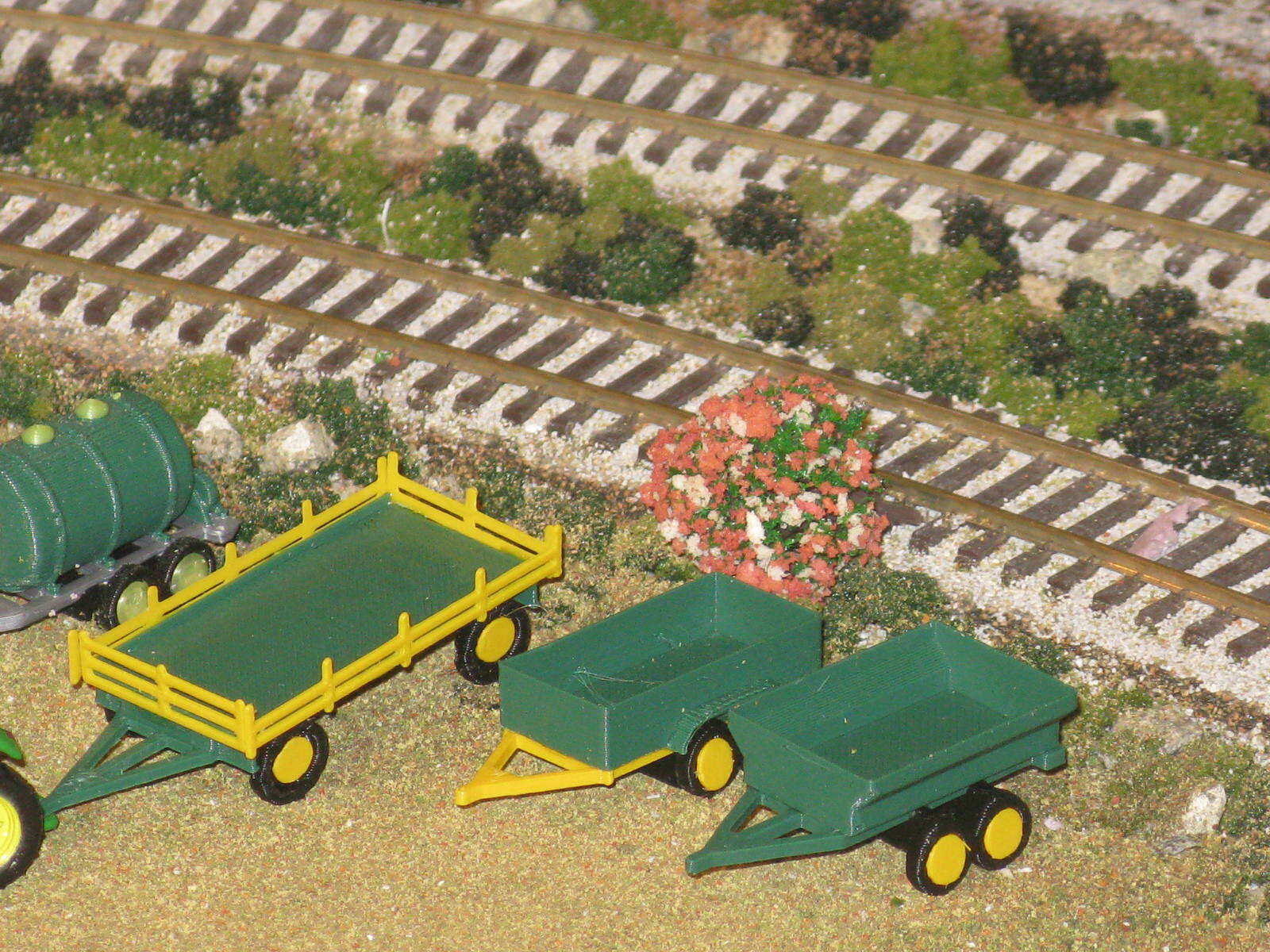 Free 3D file HO Scale Farm Tractor and Trailer Service and Sales 🚜・3D ...