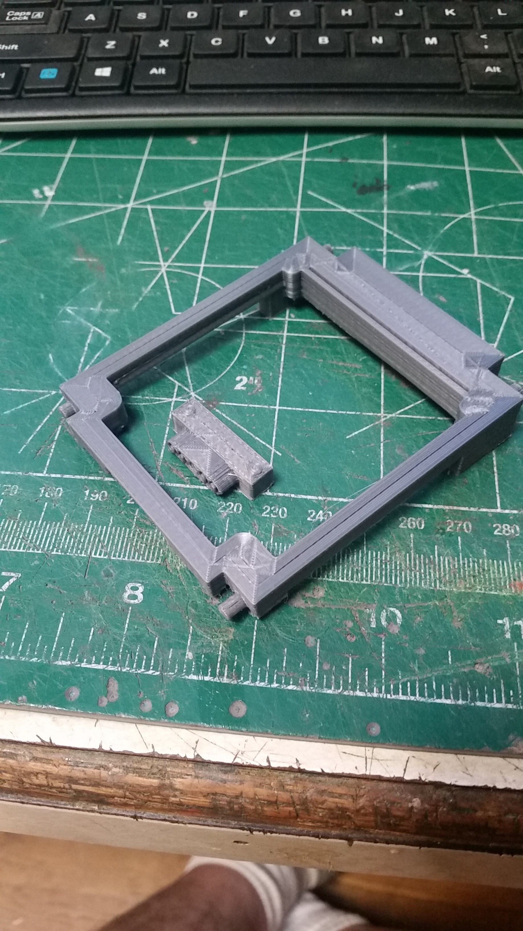 Stl File B9 Robot Power Pack 1 1・3d Printer Design To Download・cults