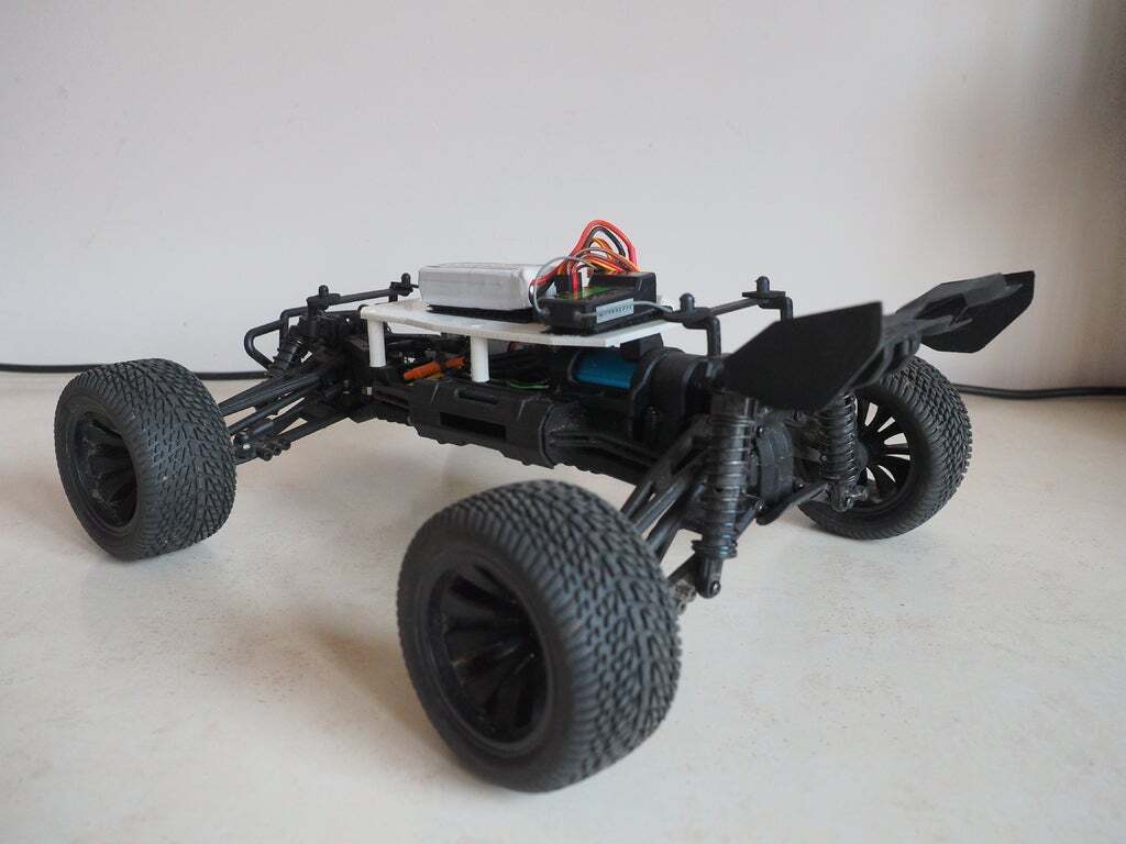 STL file Reely Core Truggy mounting plate 🚗・3D printer model to ...