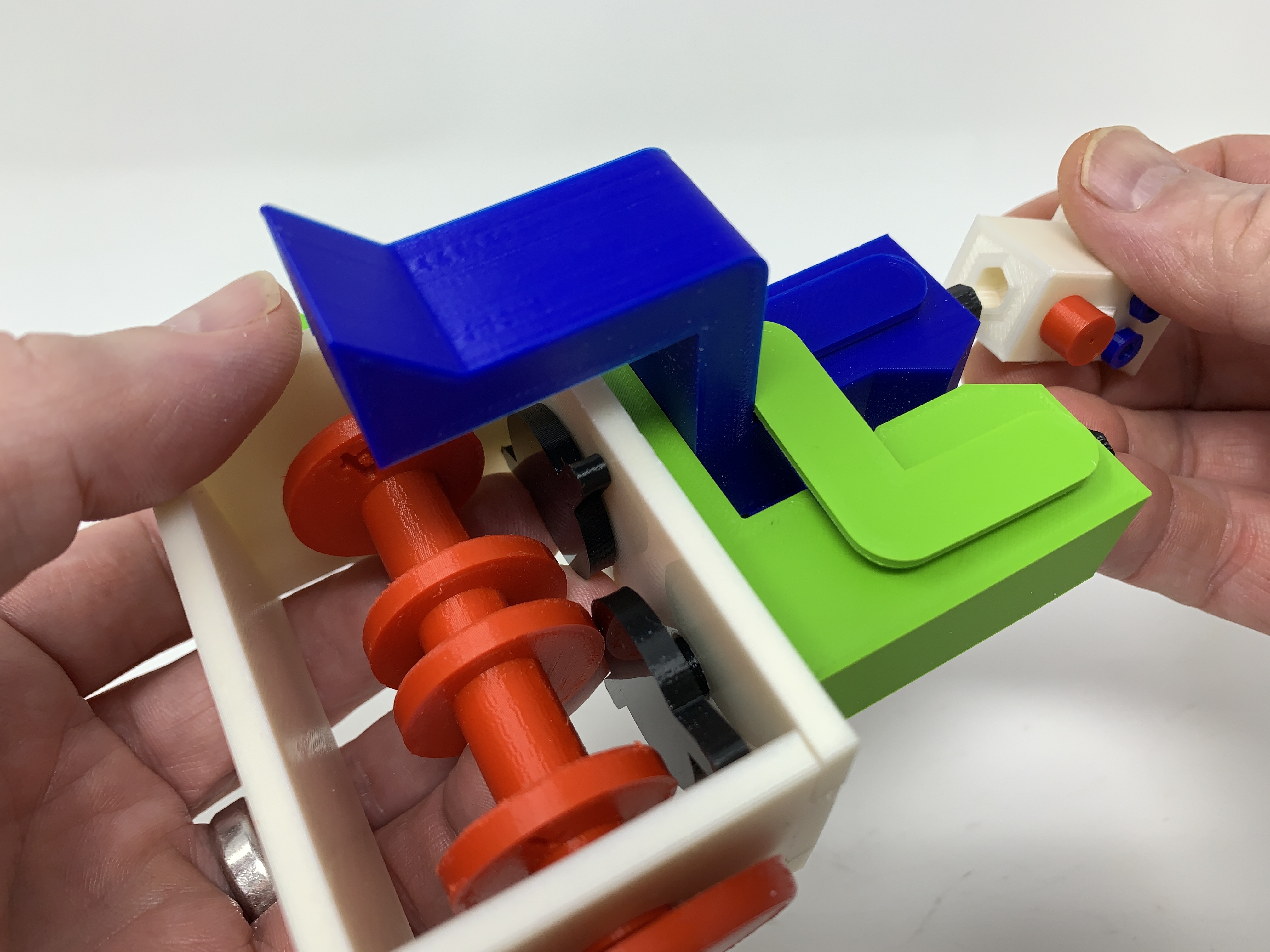 Download free STL file "Lora and I", a Simple 3D Printed Automaton ...