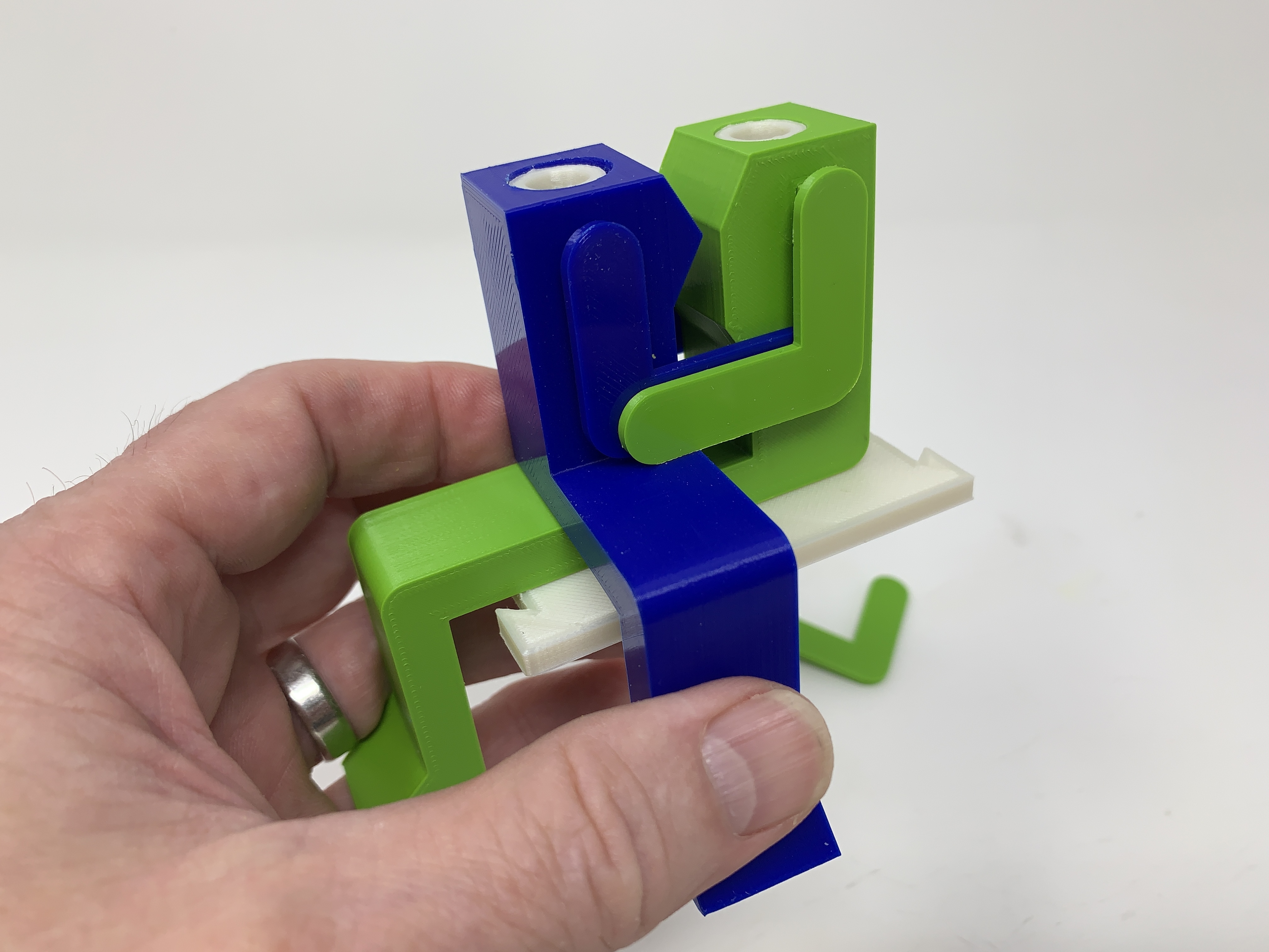 Free STL file "Lora and I", a Simple 3D Printed Automaton. 📱・Object to ...