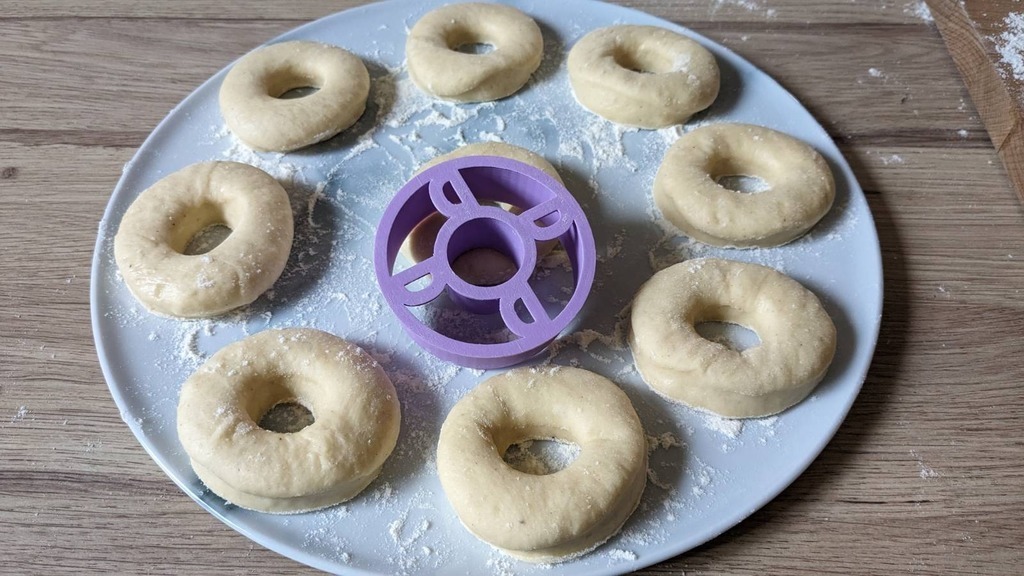 Free 3D file Donut Cutter 7cm 6cm (3.15 in and 2.75 in ) 🍪・3D print ...