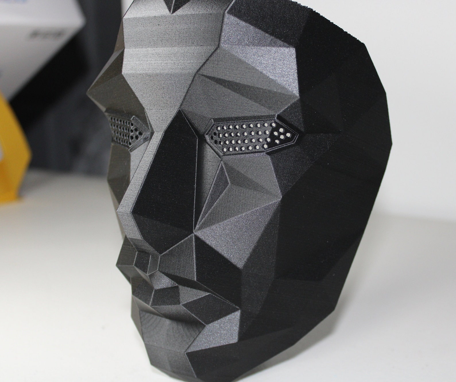 3D file Squid Game Mask - Deer Vip Mask for Cosplay・3D printable model ...