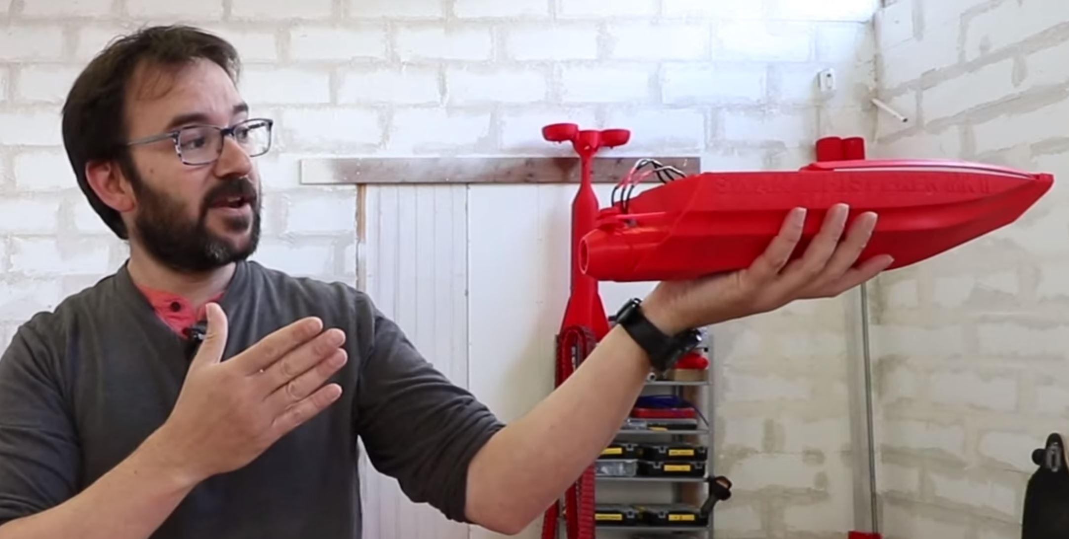 3D file Remote Controlled Board - SWAN WHISPERER MKII 🦢・3D printable ...