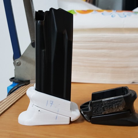 Download 3D printer templates P2000SK - USPC/P2000 Mag Adapter Grip ・ Cults