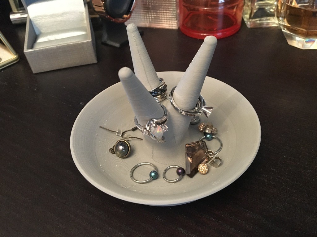Free STL file Ring and Jewelry Dish・3D printing model to download・Cults