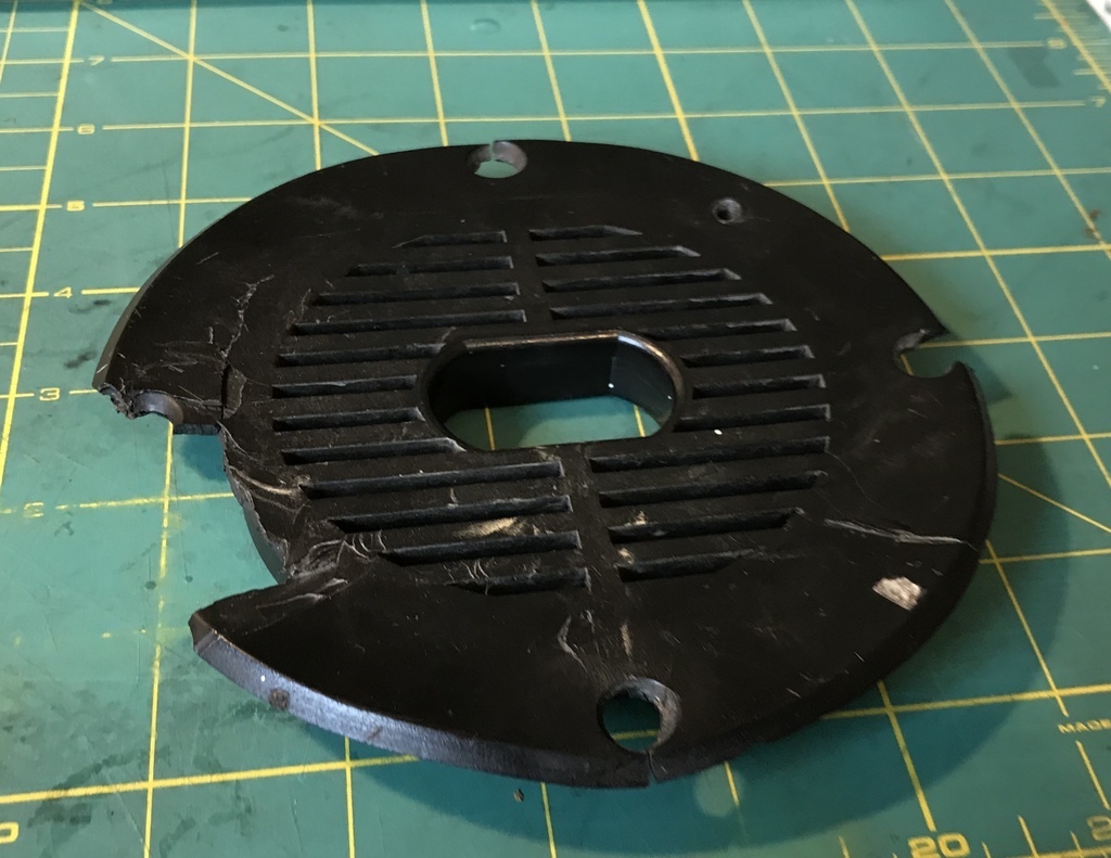 Free 3D file Vent & Drain with pull for Sea Ray 180BR Ski locker.・3D ...