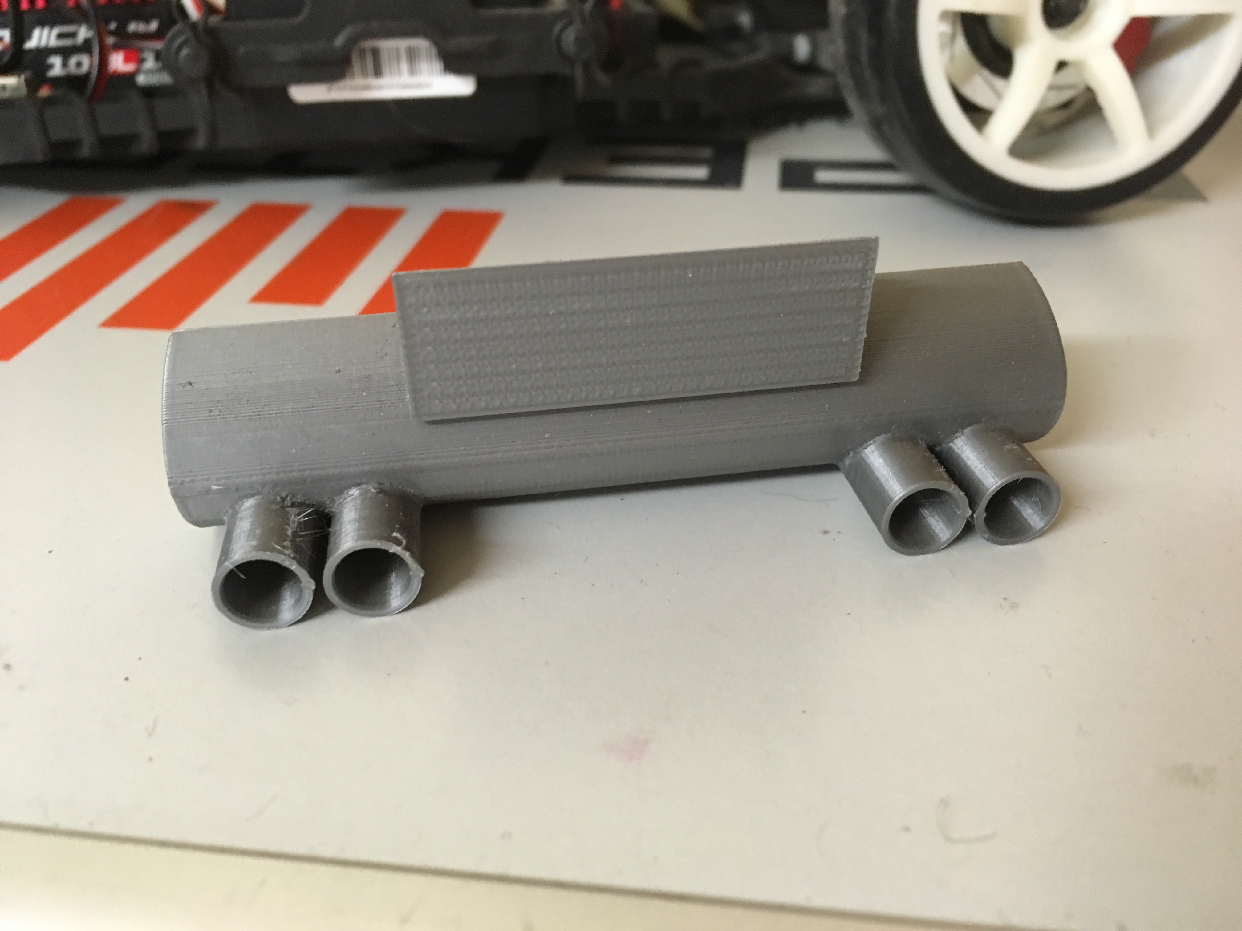 STL file RC 1/10 exhaust system RMX 2.0 double scoop 👽・3D print object ...