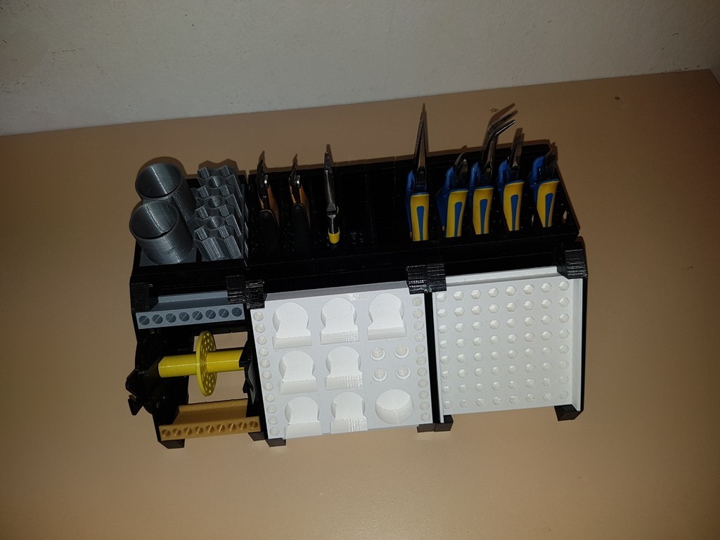 Free STL file Universal modular tool/accessories holder (UMTAH V 3.0 ...