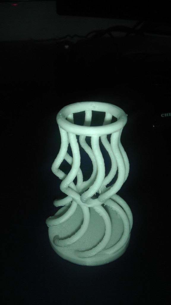 Free STL file Simple Vase 2・3D printer model to download・Cults