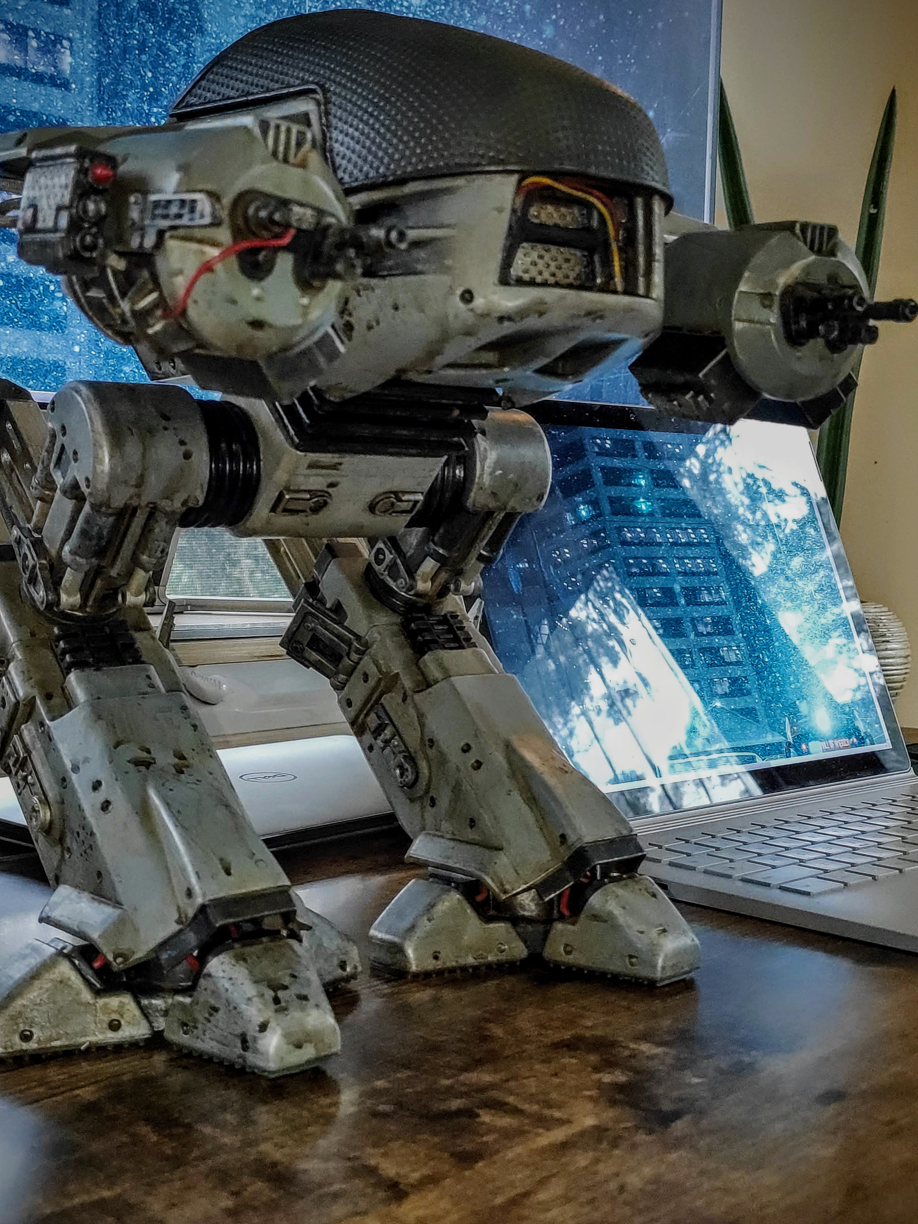 3D printable ED-209 - Robocop 1987 • made with anycubic 4max pro.・Cults