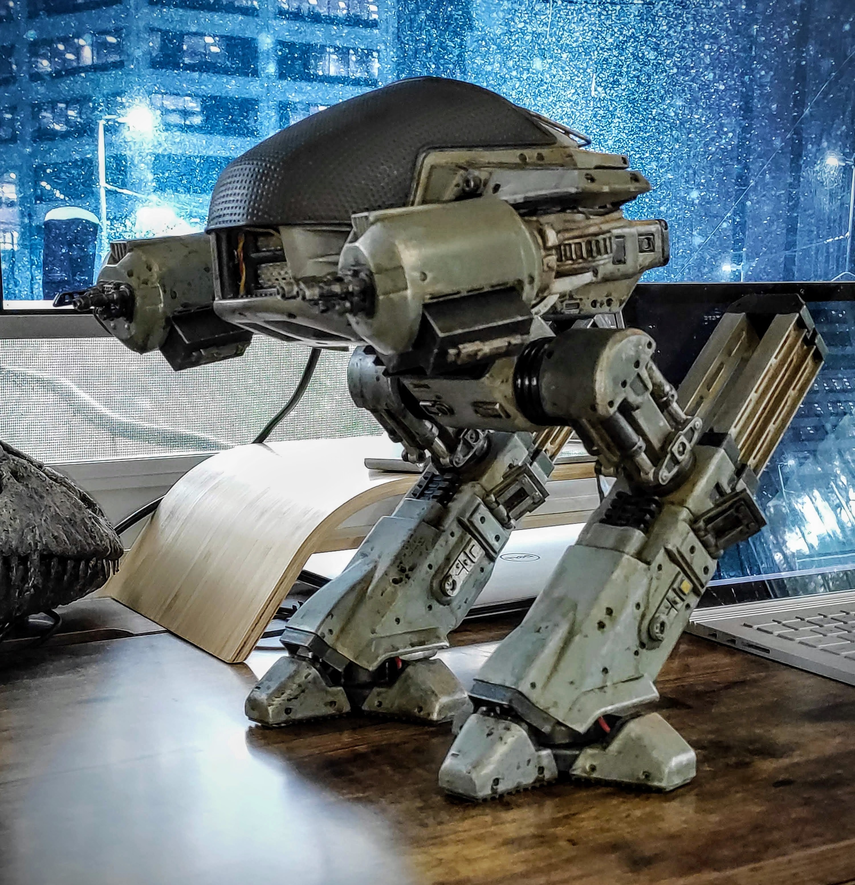 3D printable ED-209 - Robocop 1987 • made with anycubic 4max pro.・Cults