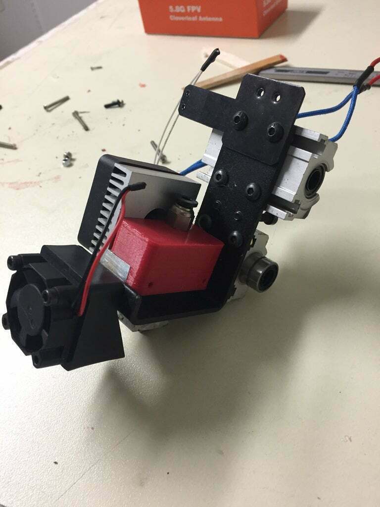Free STL file Malyan M150 extruder adapter for bowden 1/8・3D print ...