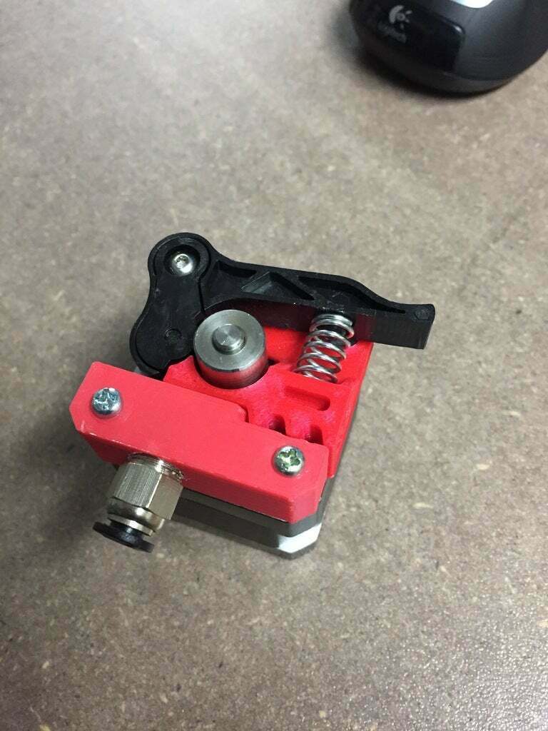 Free STL file Malyan M150 extruder adapter for bowden 1/8・3D print ...
