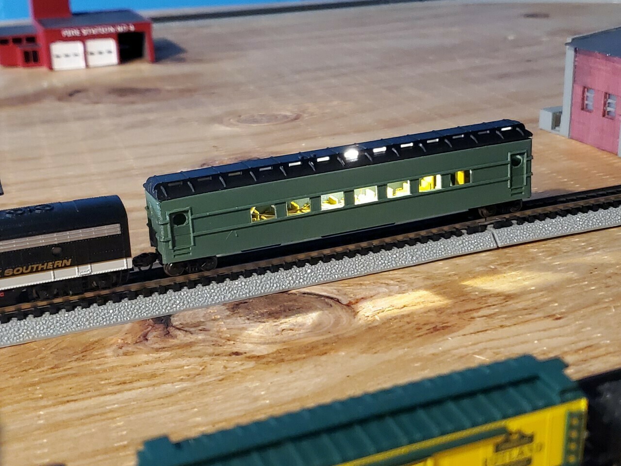 STL file N Scale Passenger Car Set 🚗・3D printer design to download・Cults