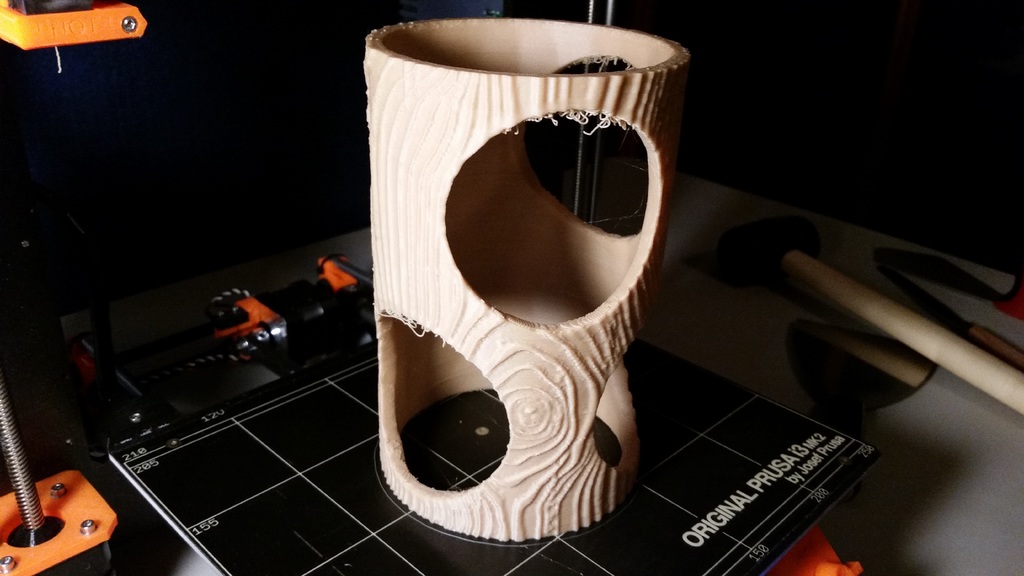 Free 3D file Snake Hide - Fake Log 🐍・3D printable model to download・Cults