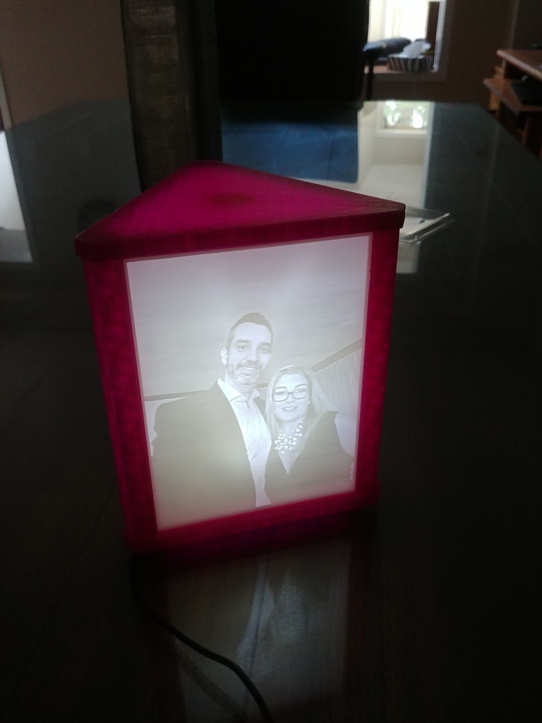 Free STL file Three sided lithophane frame 🖼️・Object to download and to ...