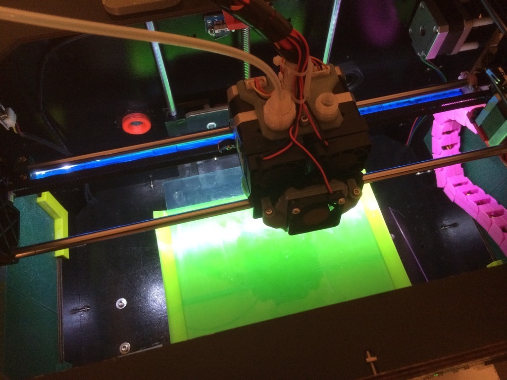 Free 3D file CTC Dual X-Axis LED Bar holder・3D printable model to ...