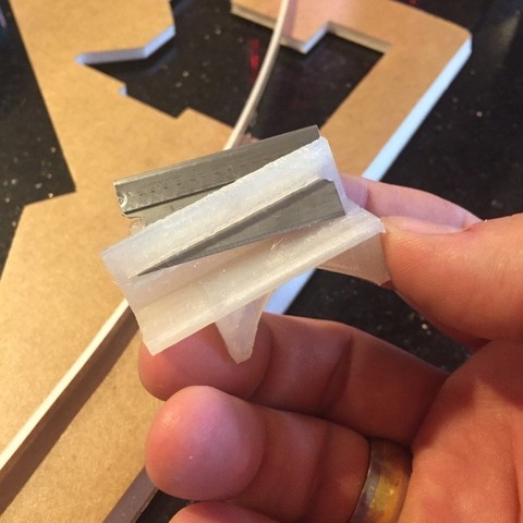 Download free STL Foam Airplane Bevel Cutting Tool ・ Cults