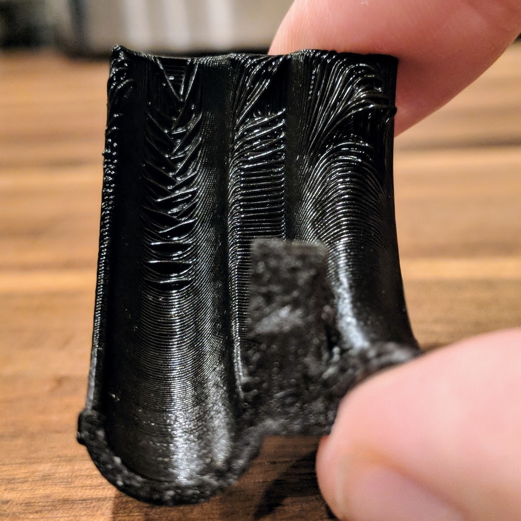 Free STL file Overhang Test 🖨️・3D printable model to download・Cults