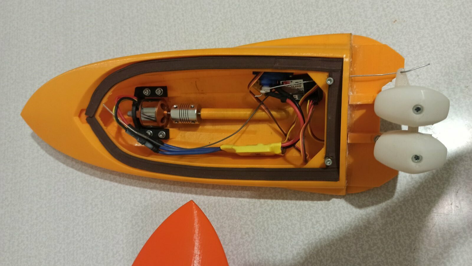 STL file RC boat mini 🛥️・3D printing template to download・Cults