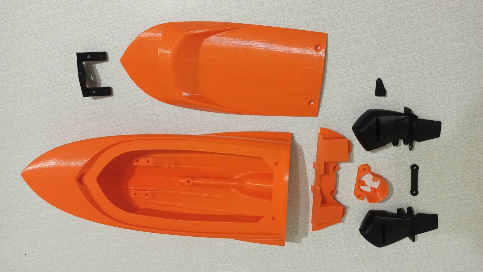 STL file RC boat mini 🛥️・3D printing template to download・Cults