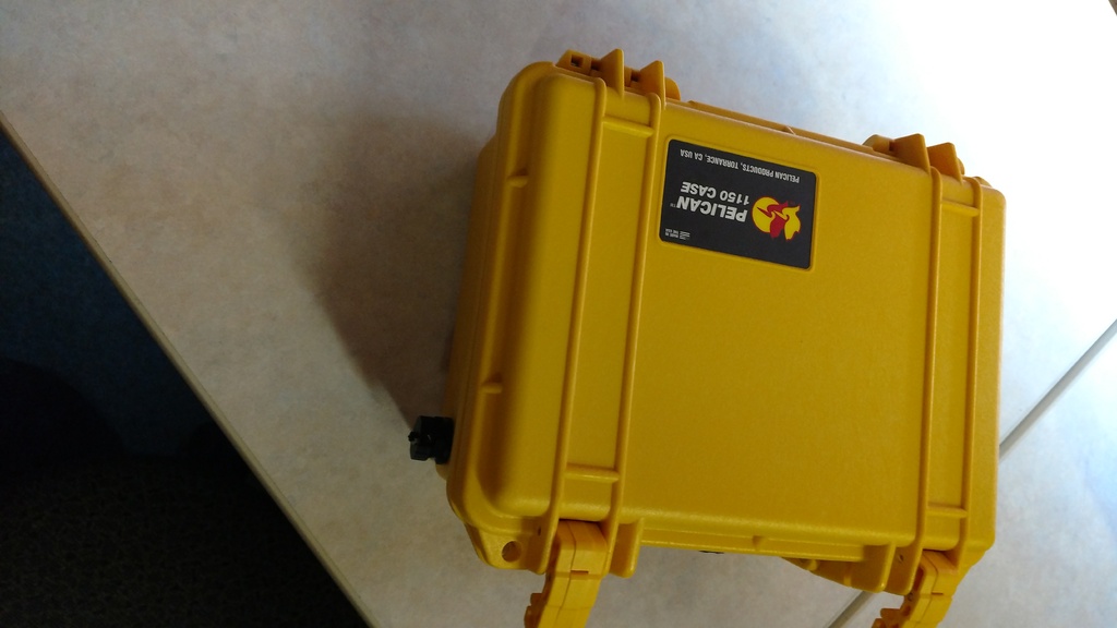 Free 3D file Portable Raspberry Pi with Adafruit LCD + keypad kit 🔌・Object to download and to 3D ...