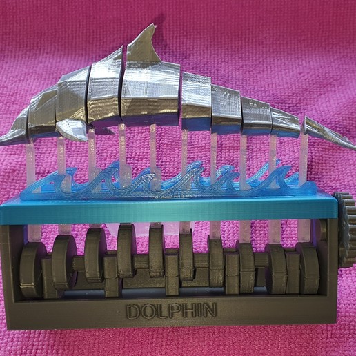 3D printed Swimming Dolphin ・ Cults