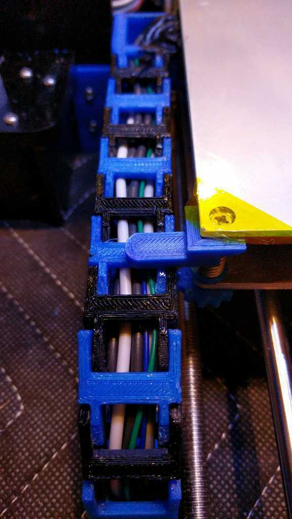 Free 3D file Anet A8 Chain Bed Protector REMIX・3D printable model to ...