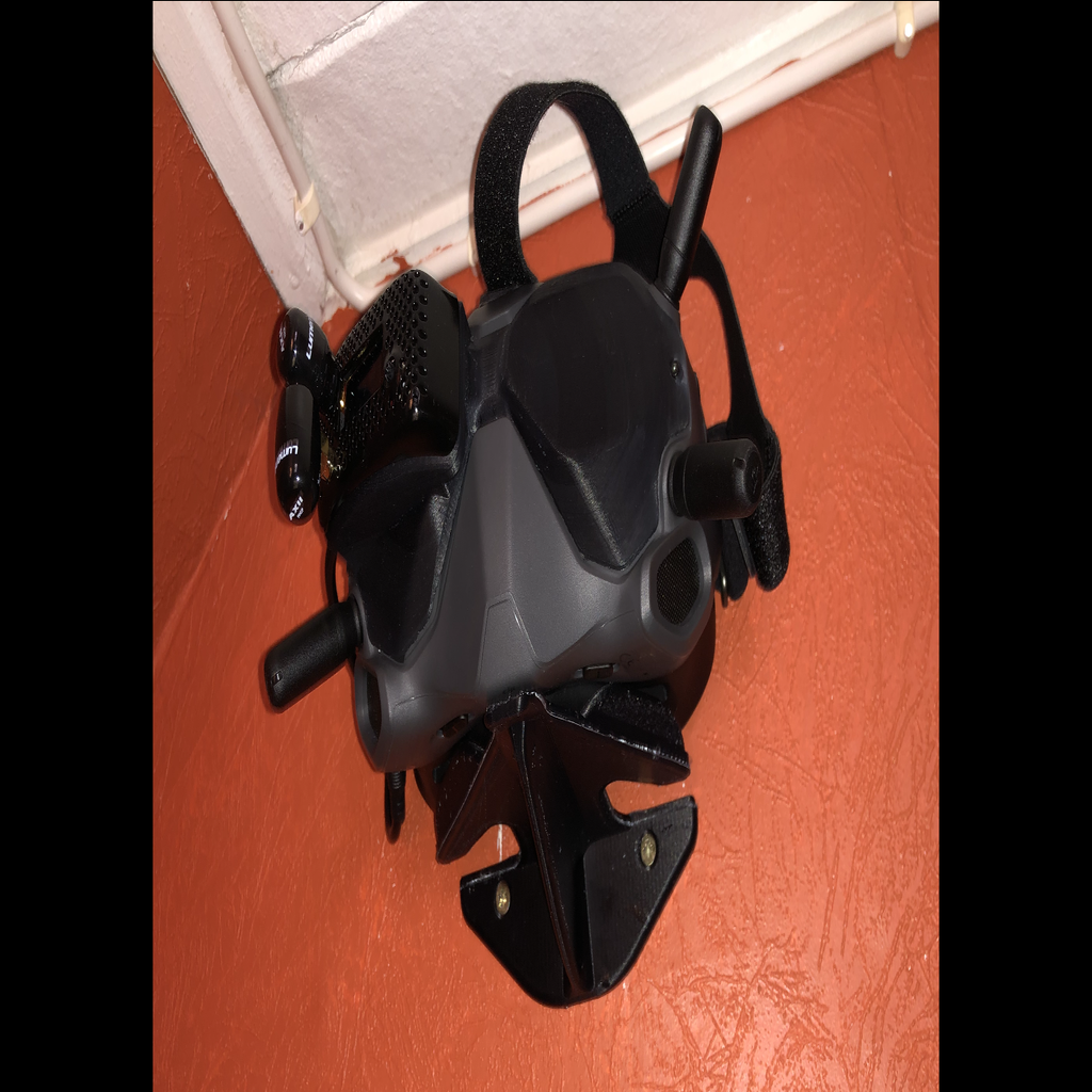 Free 3D file DJI Goggle Wallmount・3D printable design to download・Cults
