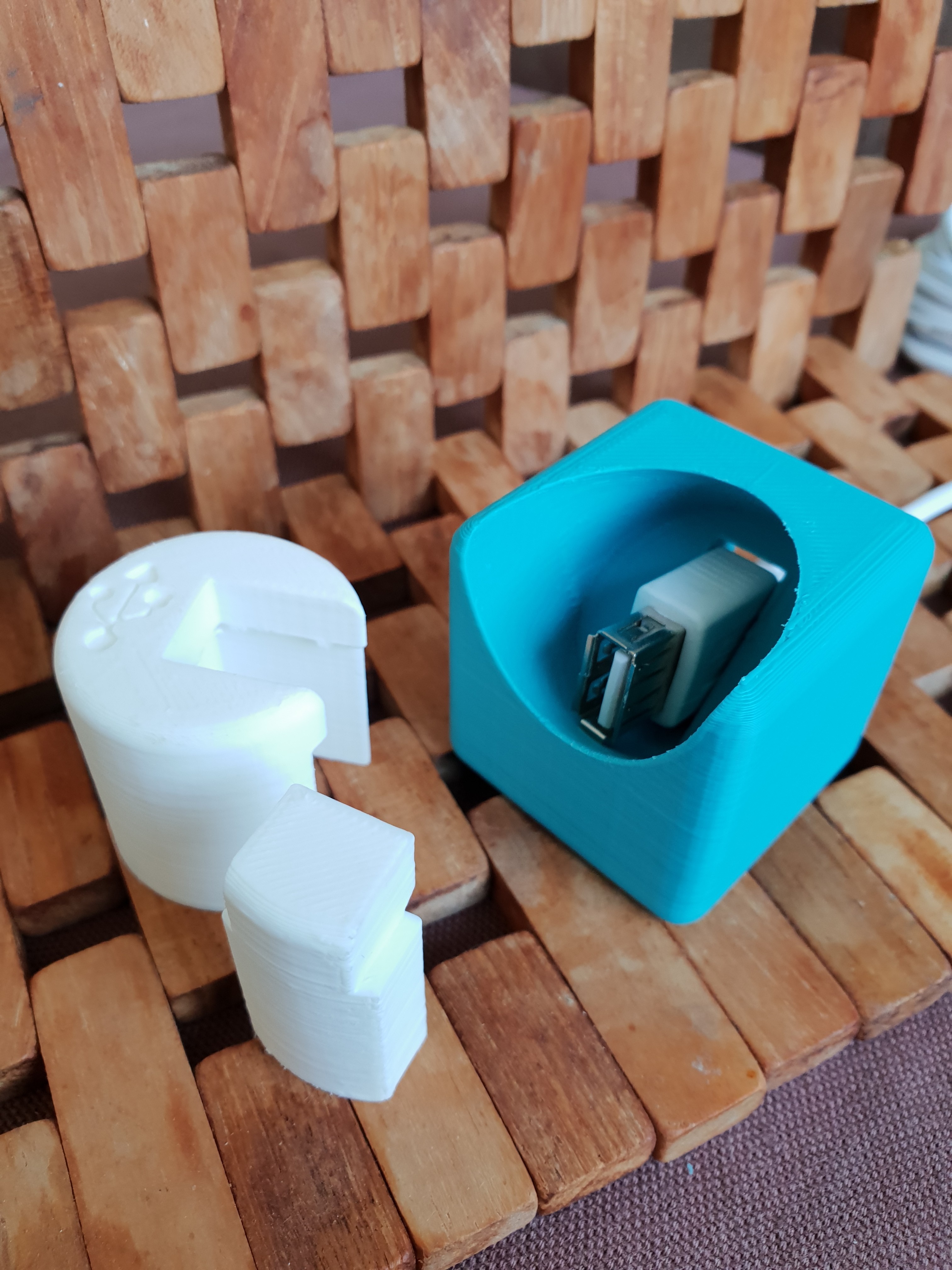 STL file USB Extension Block - Extension for USB key・3D printing design ...