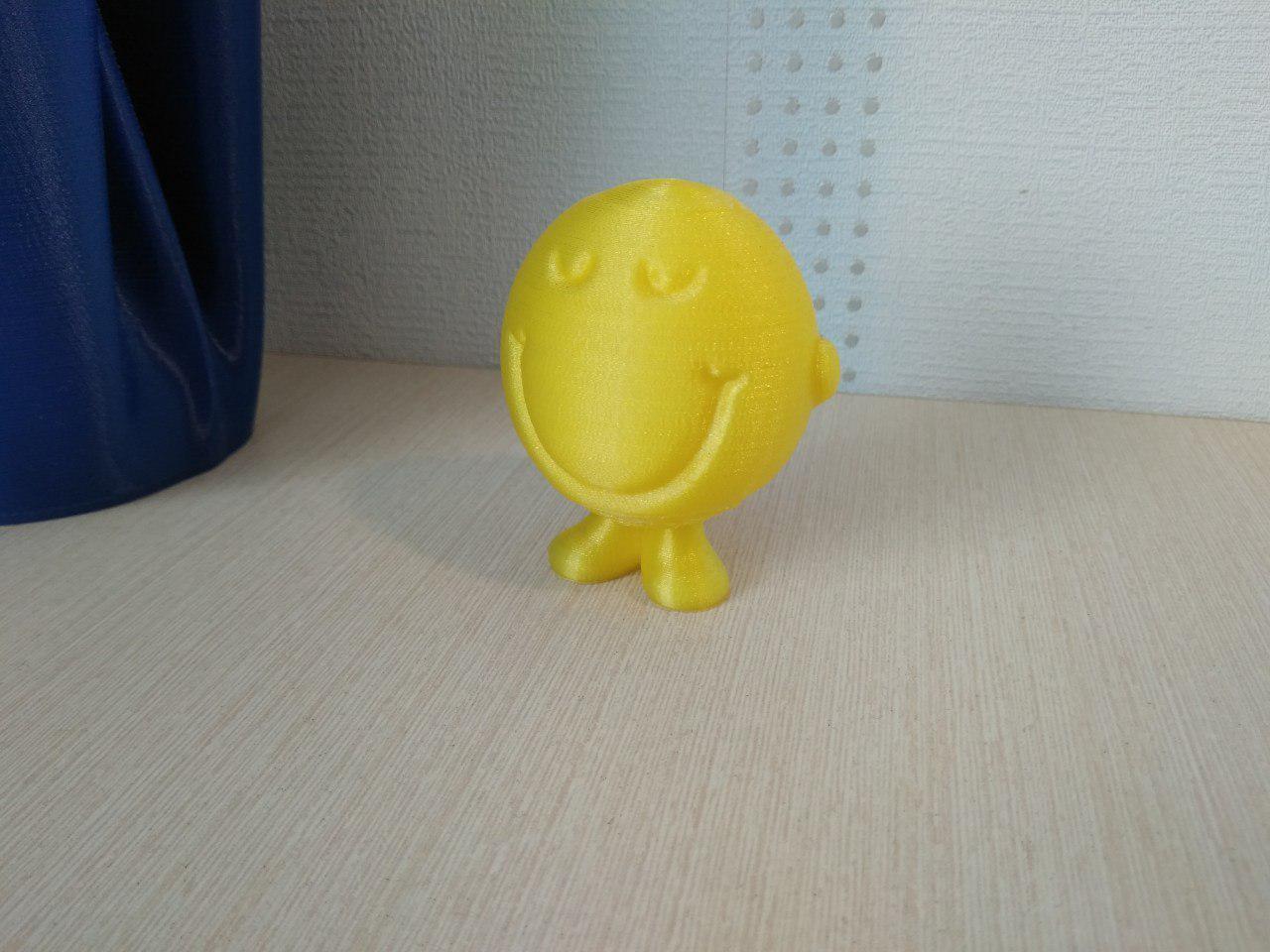 Free STL file Smiley with heart・3D print object to download・Cults