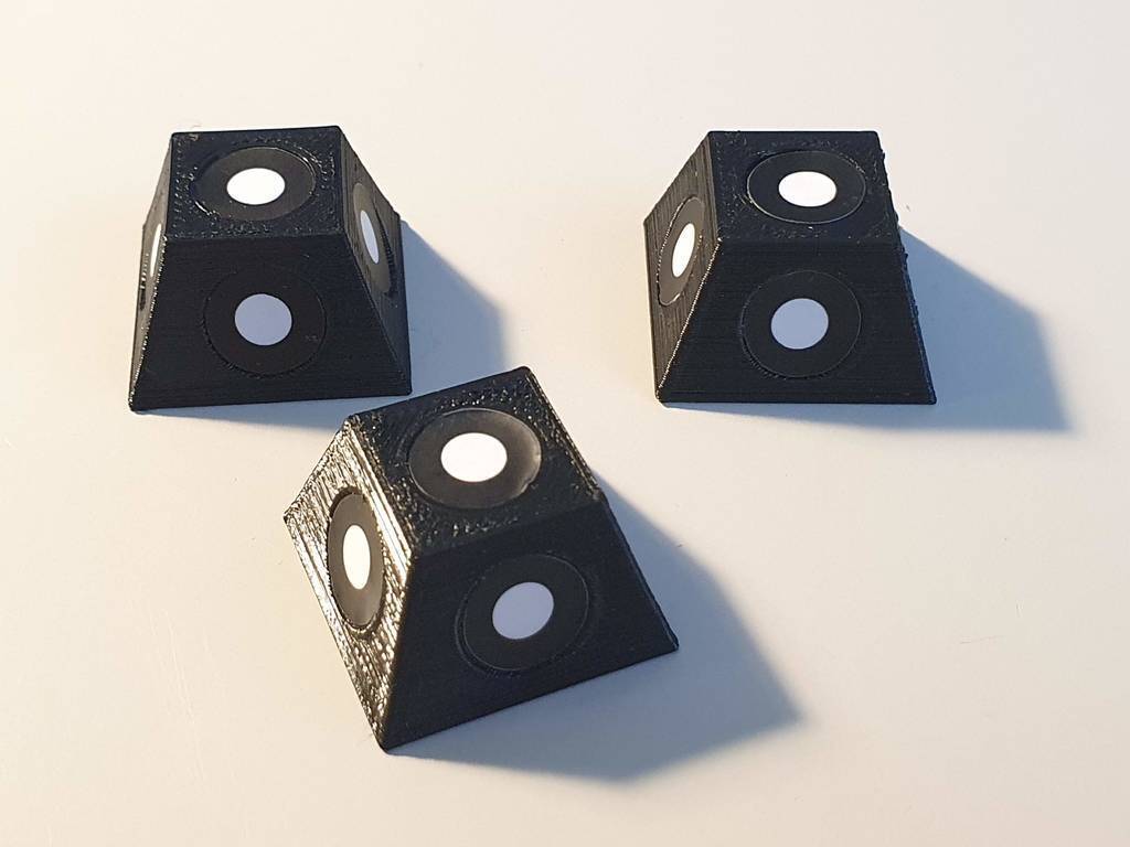 Free STL file 3d Scanning Tag Pyramid・3D printable model to download・Cults