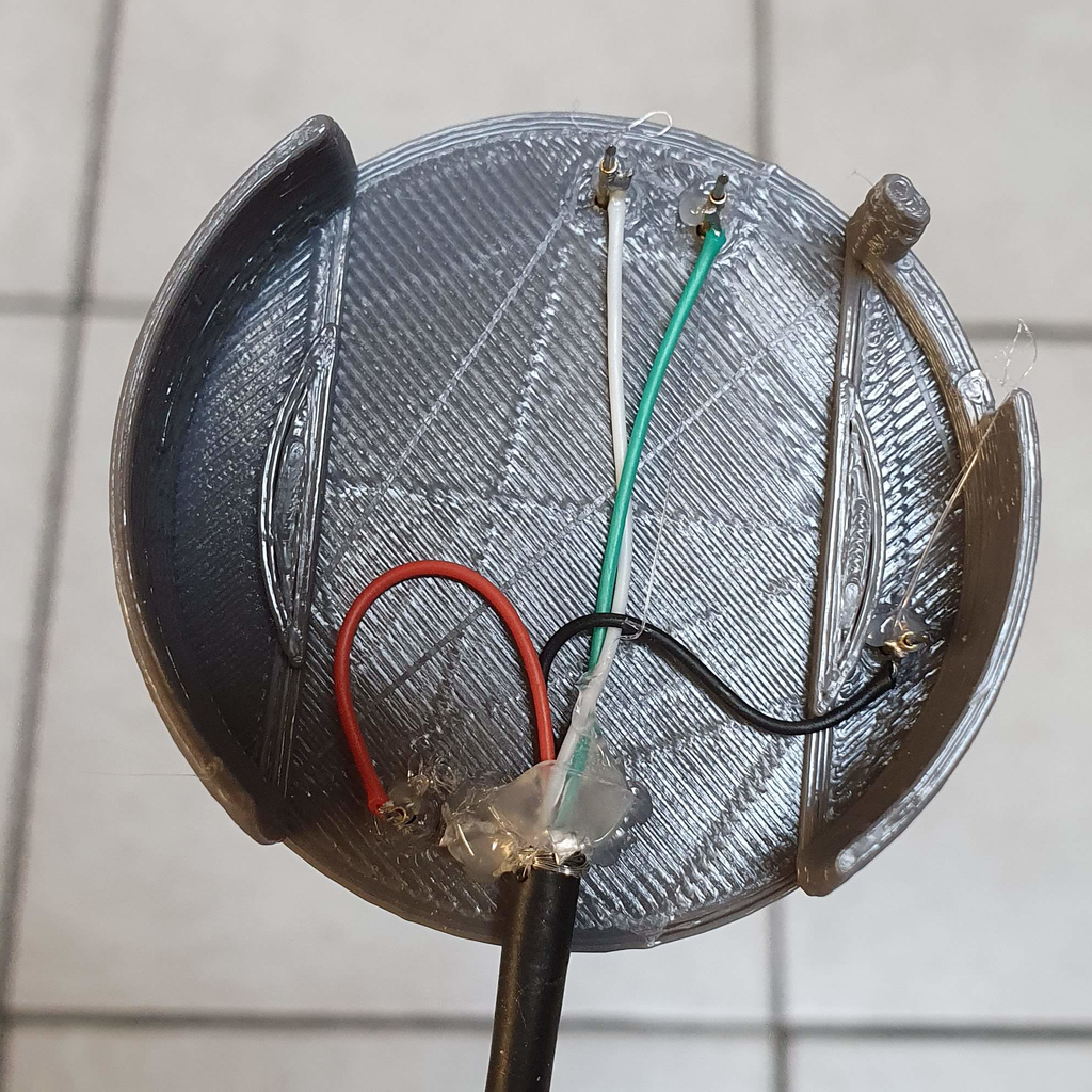 Free 3D file Moto 360 2015 USB Dock 💾・Model to download and 3D print・Cults