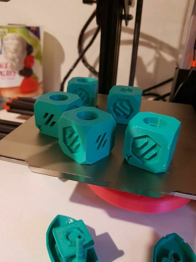 Free 3D file Voron cube - magnet insert・3D printer design to download・Cults