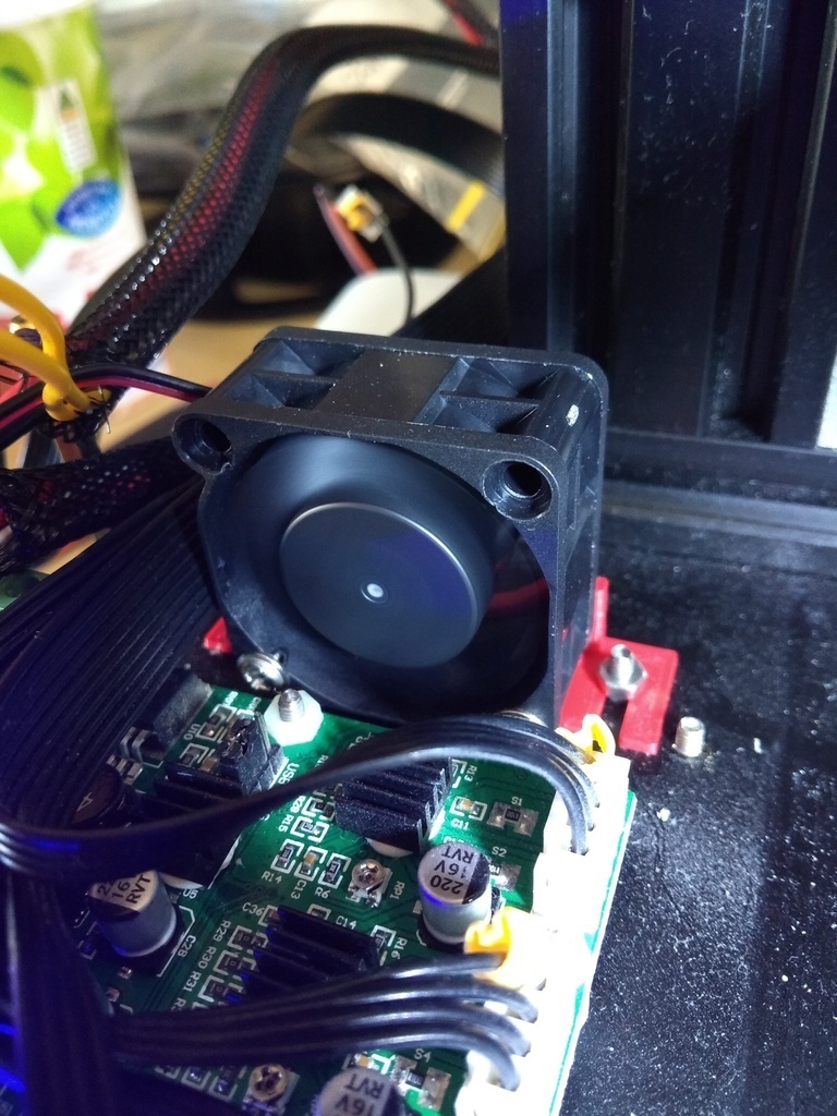 Free 3D file Creality Ender 2 case fan bracket・Template to download and ...