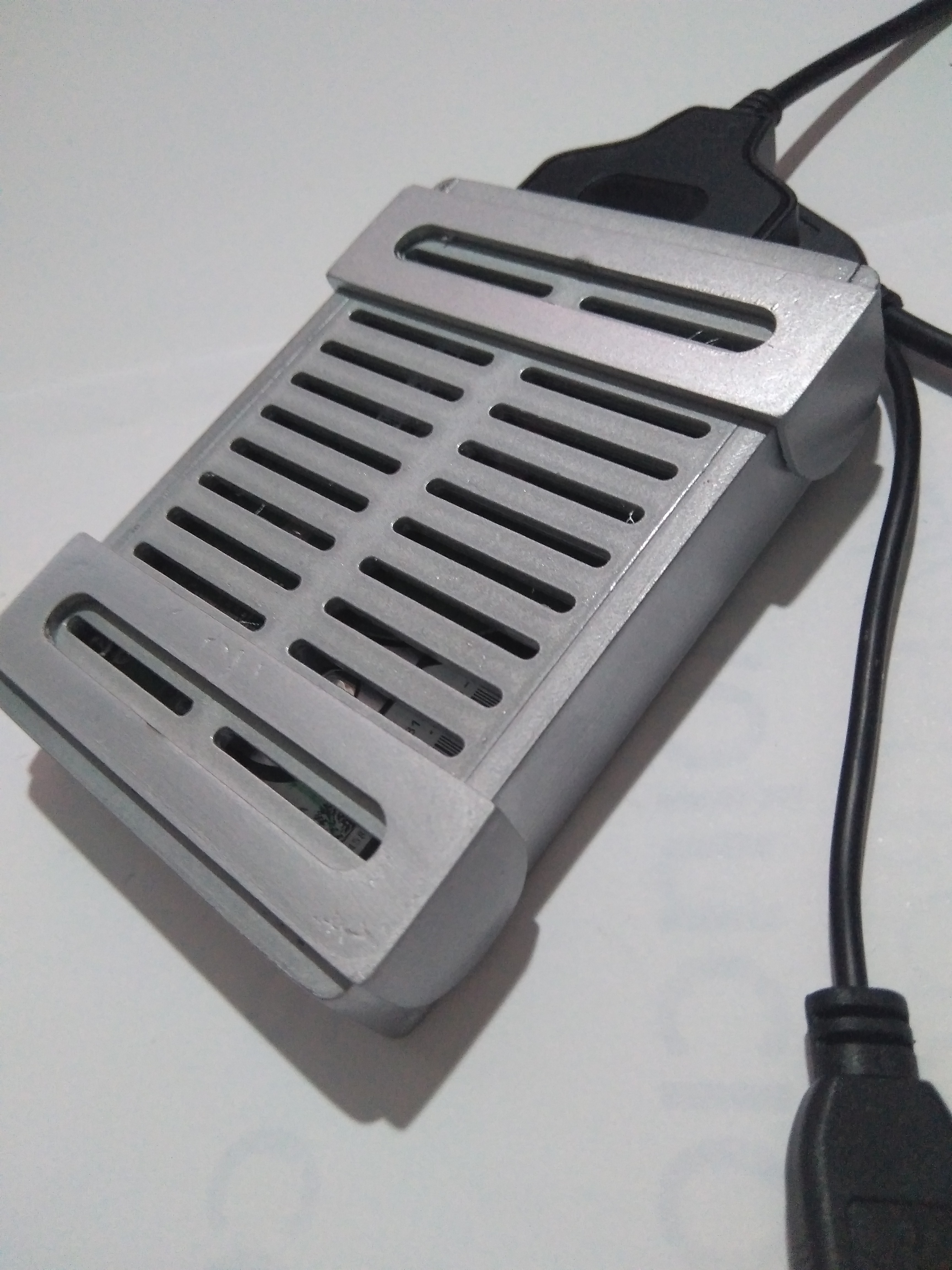 STL file casing for sata disk・3D printing template to download・Cults