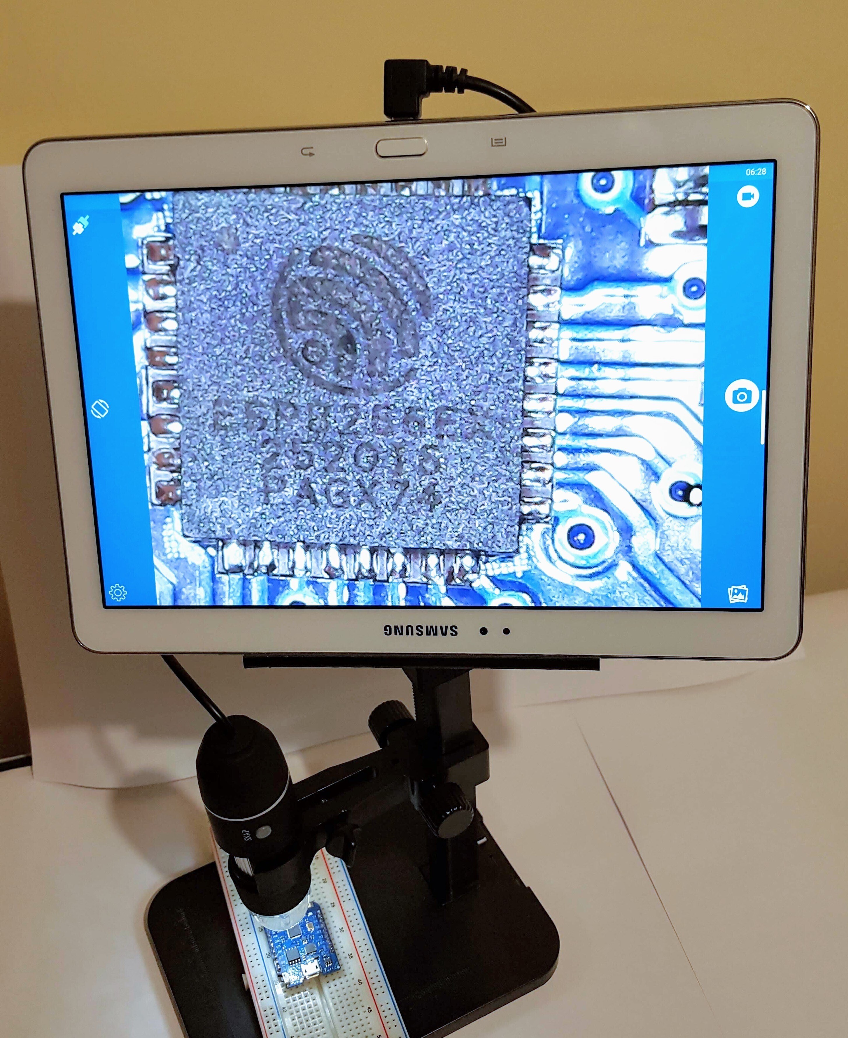 Free STL file Smartphone holder for USB microscope・3D print model to ...