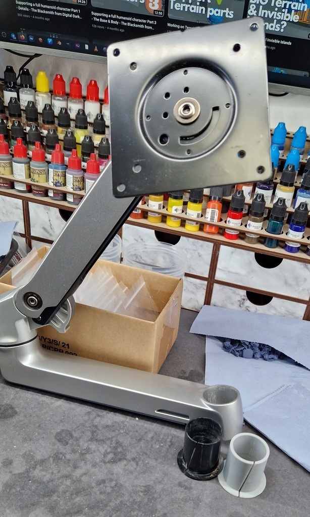 Free 3D file Monitor Arm Adapter for Duronic DM35 pole Desk Mount・3D ...