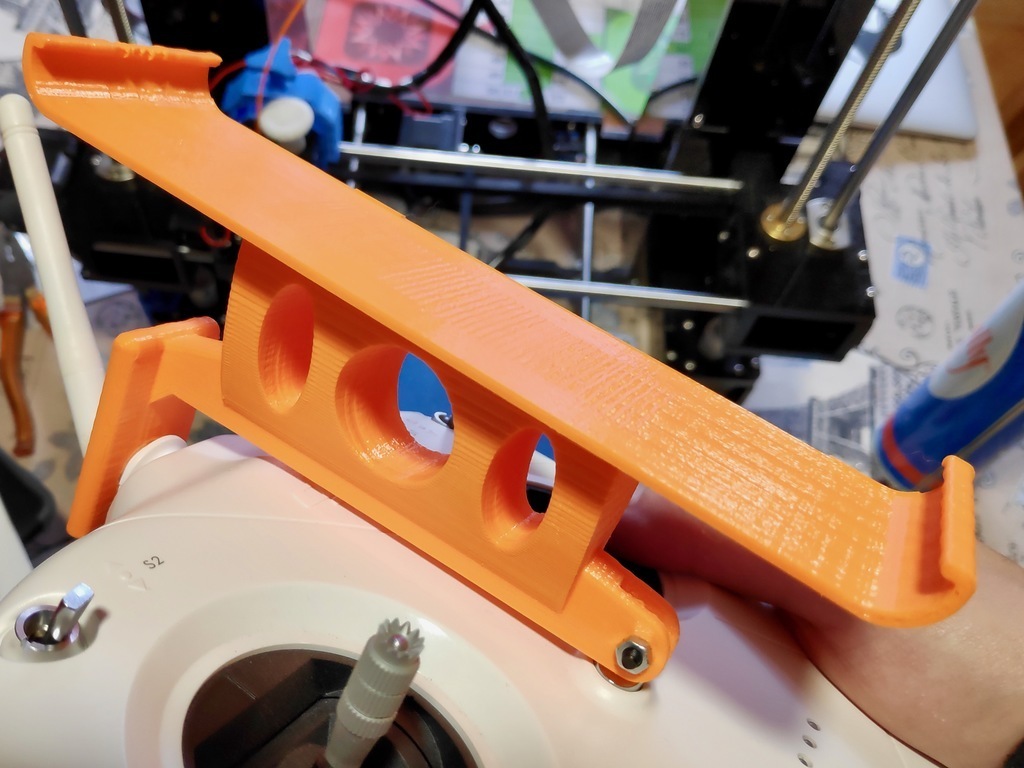 Free 3D file Soporte Phantom 3 Standard iPad 2018・3D printer design to ...