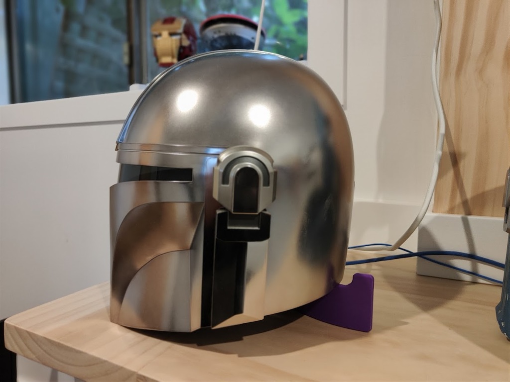 Free STL file Minimal Helmet Stand v2.0・3D print design to download・Cults