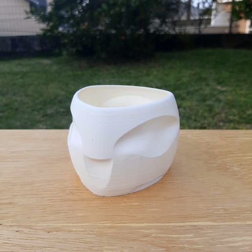 Download 3D printing templates Alien Vase ・ Cults