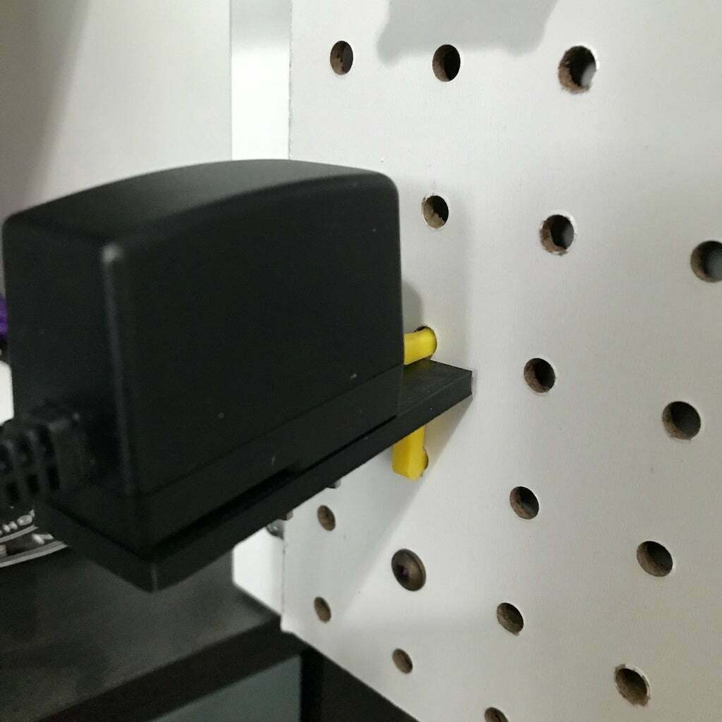 Free STL file Parametric US power plug or adapter/charger holder for ...