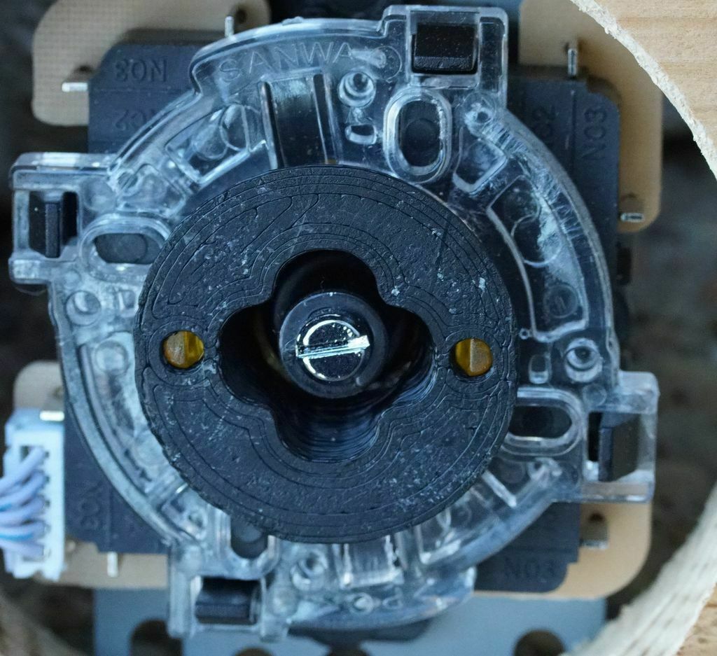 Free 3D file Easy-swap 4-way/2-way restrictors for arcade joystick 🕹️ ...