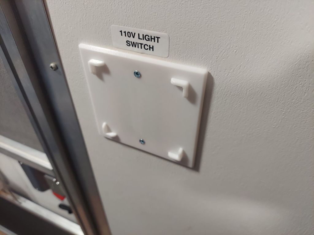 Free STL file Wireless switch adapter plate 🪞・3D printer model to ...