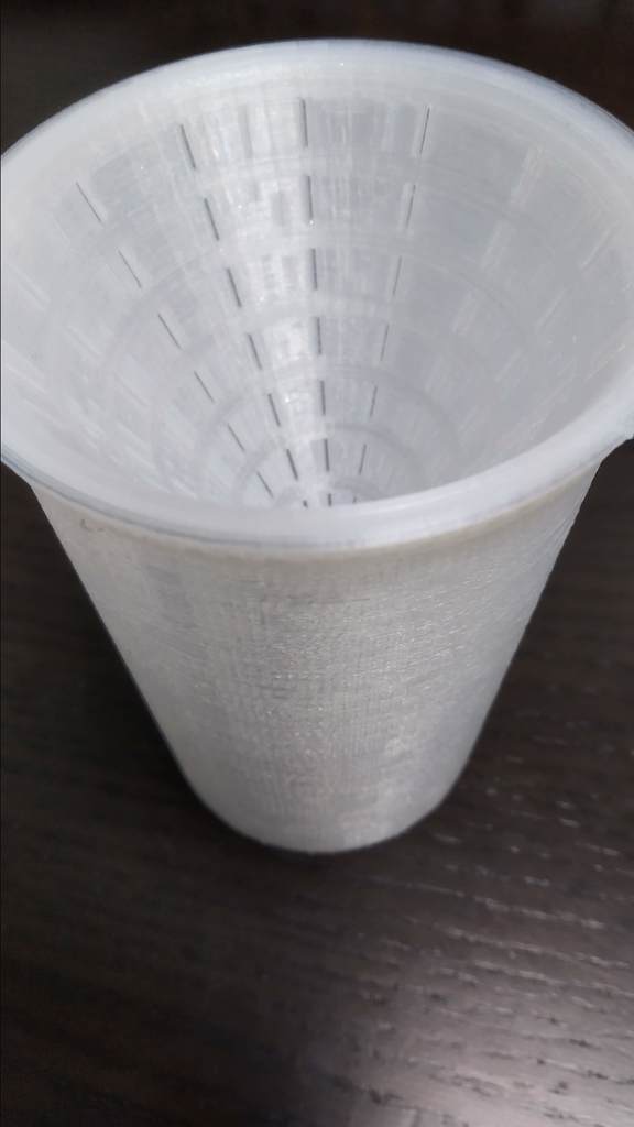 Download free STL file Cup for fruit fly trap / Fruchtfliegen fänger ...