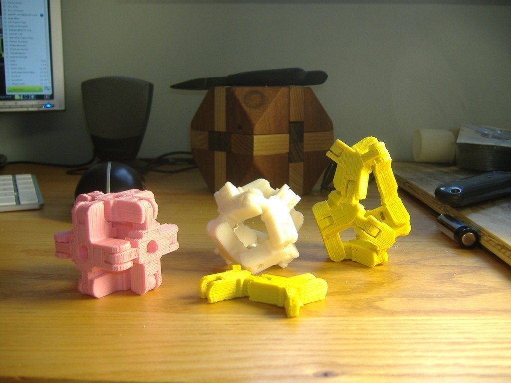 Archivo STL gratis Mini verticilos de poliedro a presión・Modelo de ...